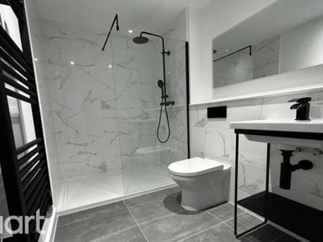 2 Bedroom Flat For Rent In Alma Street