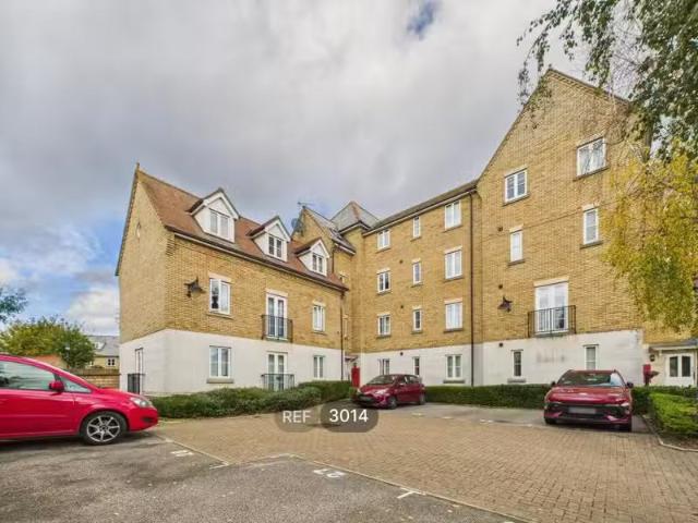 2 bedroom flat for rent in Alnesbourn Crescent, Ipswich, IP3 9.