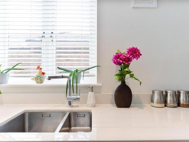 2 bedroom flat for rent in Albury Road, Guildford, GU1
