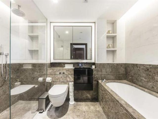 2 bedroom flat for rent in Albert Embankment, Vauxhall, SE1