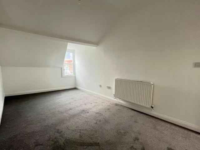2 bedroom flat for rent in Albert Road, Bournemouth, BH1