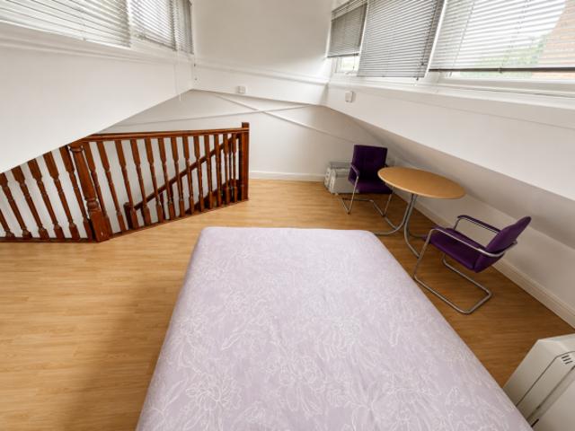 2 bedroom flat for rent in Albert Road South, Southampton, SO14