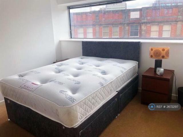 2 bedroom flat for rent in Albion Street, Leeds, LS2