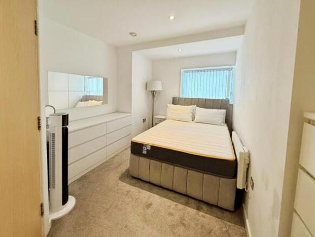 2 bedroom flat for rent in Albion Street, Leeds, West Yorkshire, LS2