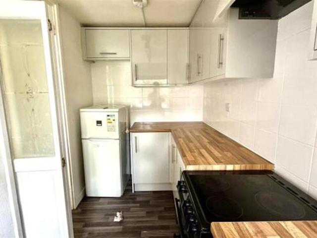 2 bedroom flat for rent in Aldridge Road, Perry Barr, B42