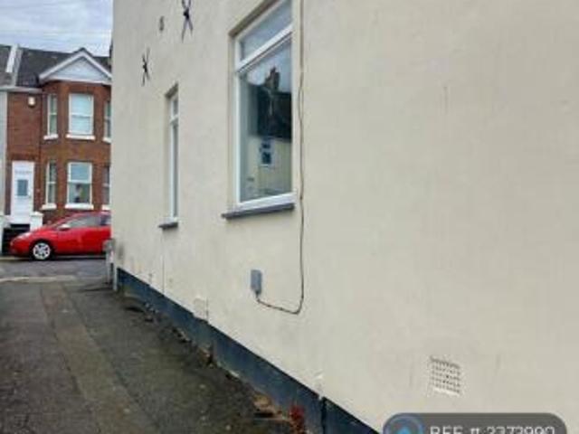 2 bedroom flat for rent in Alexandra Street, Folkestone, CT19