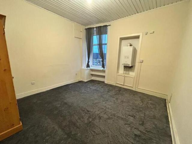 2 bedroom flat for rent in Alexandra Parade, Dennistoun, G31