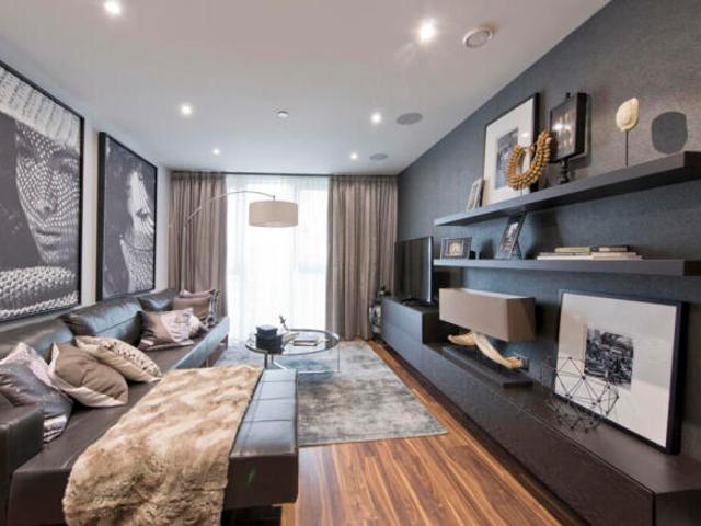 2 bedroom flat for rent in Alie Street, Aldgate East, E1