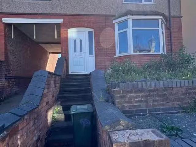 2 bedroom flat for rent in Allesley Old Road, Coventry, West M.