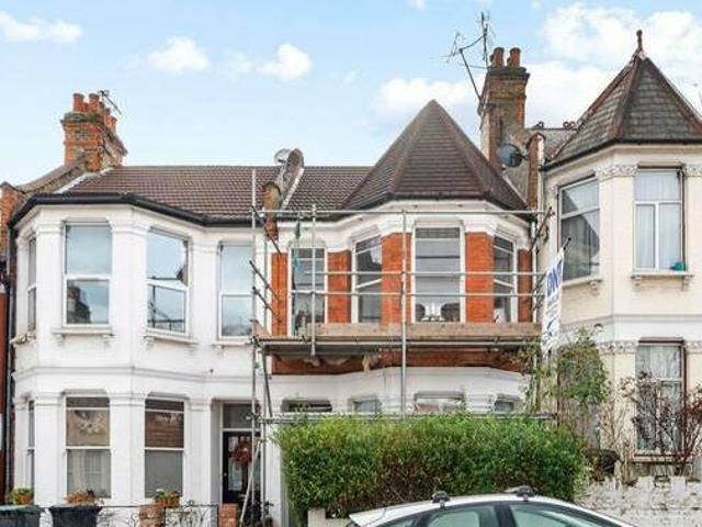2 bedroom flat for rent in Allison Road London N8 0AS N8