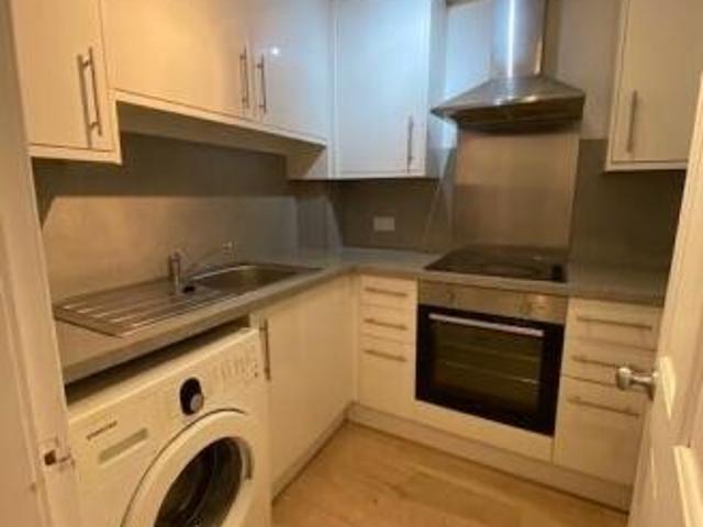 2 bedroom flat for rent in Allison Street, Govanhill, Glasgow, G42