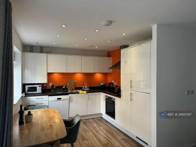 2 bedroom flat for rent in Allium Rise, Dartford, DA1