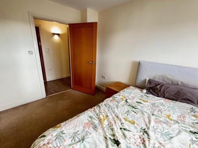 2 bedroom flat for rent in Altolusso Apartments Cardiff, CF10