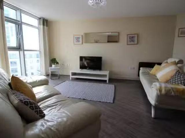 2 bedroom flat for rent in Altolusso Apartments Cardiff, CF10