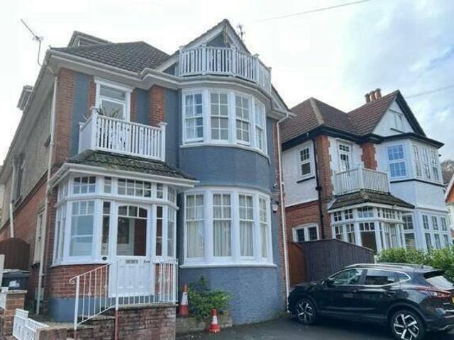 2 bedroom flat for rent in Alum Chine BH4