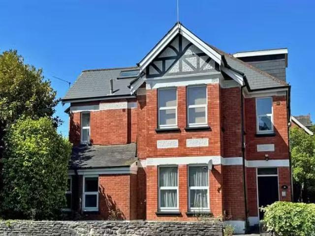 2 bedroom flat for rent in Alum Chine, BH4