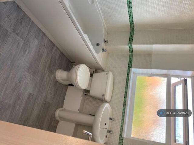 2 bedroom flat for rent in Alvaston, Derby, DE24