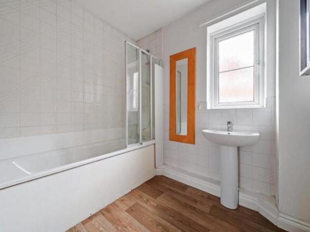 2 bedroom flat for rent in Alwyne Road, Wimbledon, London, SW19