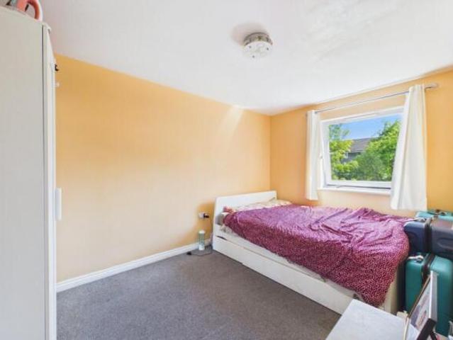 2 bedroom flat for rent in Amersham Road, Caversham, Reading, Berkshire, RG4