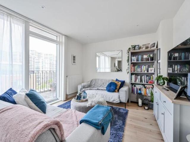 2 bedroom flat for rent in Amphion House, Royal Arsenal, Woolwich, London, SE18