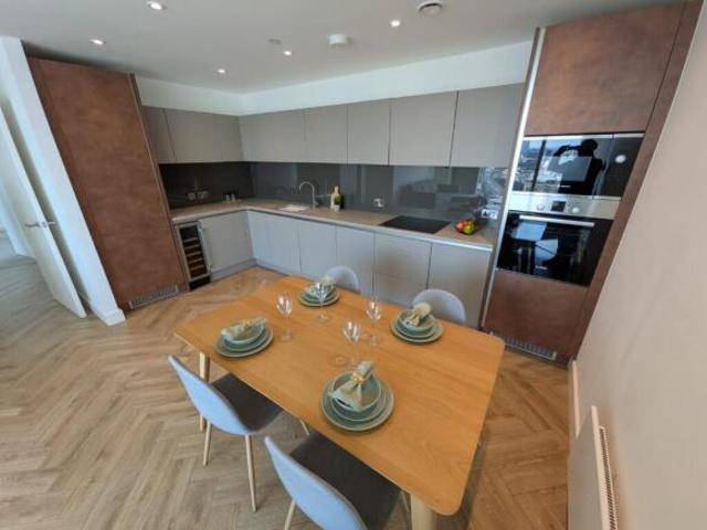 2 bedroom flat for rent in Anaconda cut, 100 Greengate, M3 7NG, M3