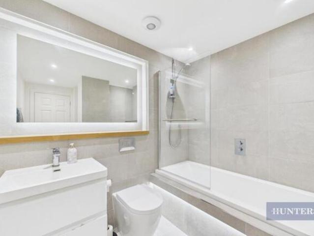 2 bedroom flat for rent in Andes Close, Southampton, SO14