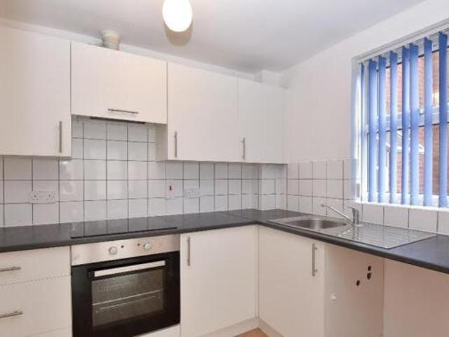 2 Bedroom Flat For Rent In Ashton Road