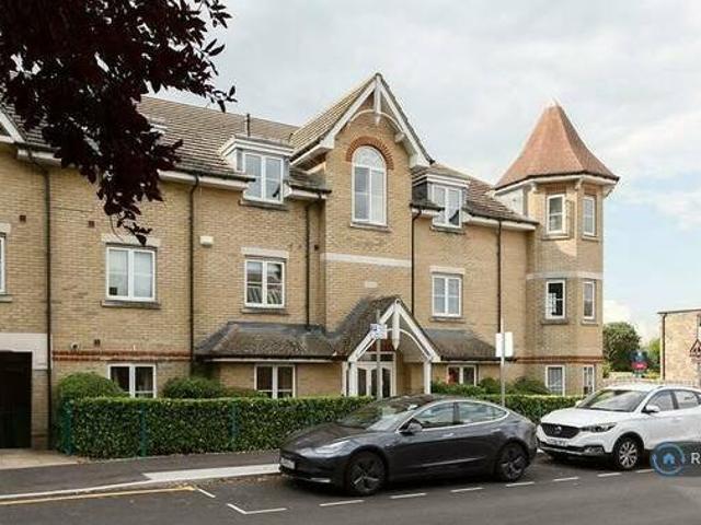 2 bedroom flat for rent in Ash Tree Court London N2