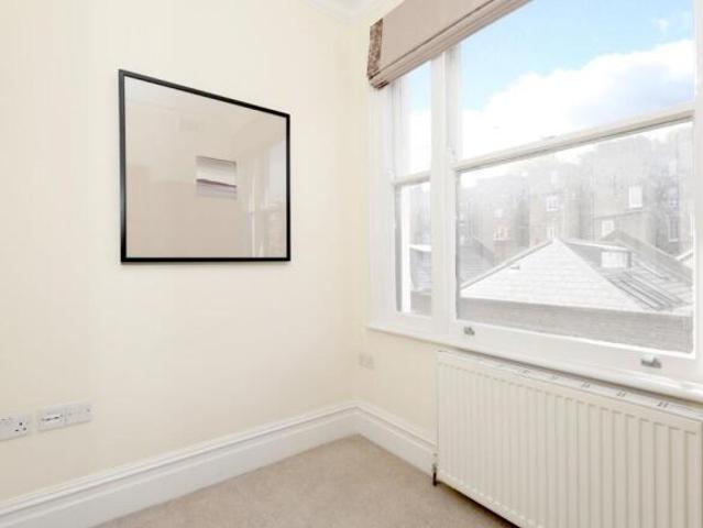2 bedroom flat for rent in Ashburn Gardens, London, SW7