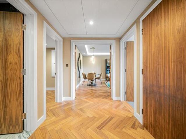 2 bedroom flat for rent in Ashburn Place, London, SW7
