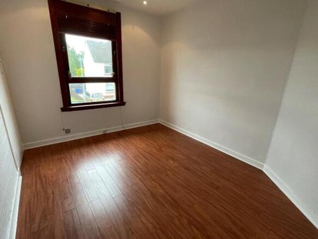2 bedroom flat for rent in Ashkirk Drive, Glasgow, G52