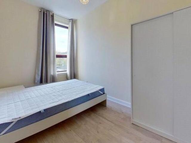 2 bedroom flat for rent in Ashley Street, Glasgow, G3