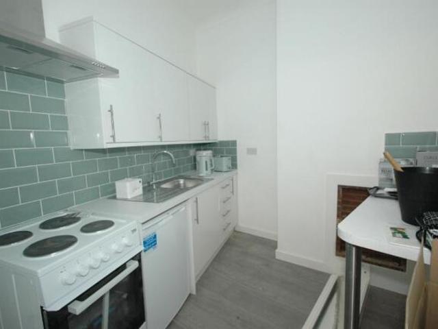 2 bedroom flat for rent in Ashley Road, Bournemouth, Dorset, BH1