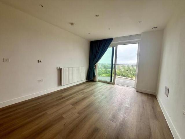 2 bedroom flat for rent in Astell Road, Kidrooke Village SE3