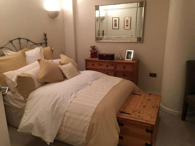 2 bedroom flat for rent in Apartment, Bridgewater Place, Leeds, LS11