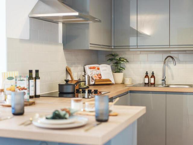2 bedroom flat for rent in Apt 6, Woodhouse Plaza #034391, LS3