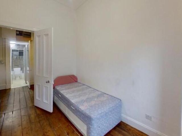 2 bedroom flat for rent in Armadale Street, Dennistoun, Glasgow, G31