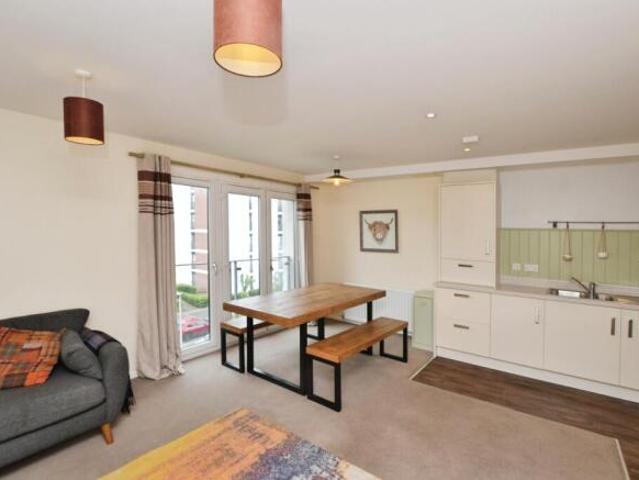 2 bedroom flat for rent in Arneil Drive, Edinburgh, EH5