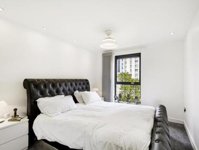 2 bedroom flat for rent in Aragon Court, 8 Hotspur Street, SE11