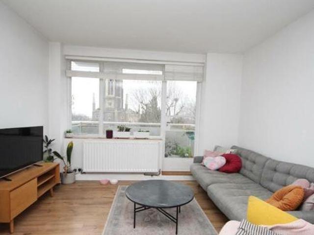 2 Bedroom Flat For Rent In Archway, London