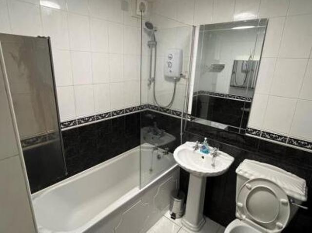 2 bedroom flat for rent in Arden Grove 2 bed, Ladywood, West Midlands, B16