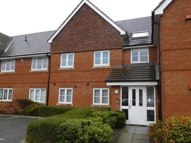 2 bedroom flat for rent in Ardent Road Whitfield Dover CT16