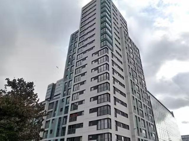 2 bedroom flat for rent in Argyle Street, City Centre, Glasgow.