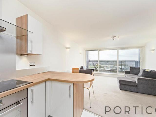 2 bedroom flat for rent in Argento Tower, Mapleton Road, London, SW18