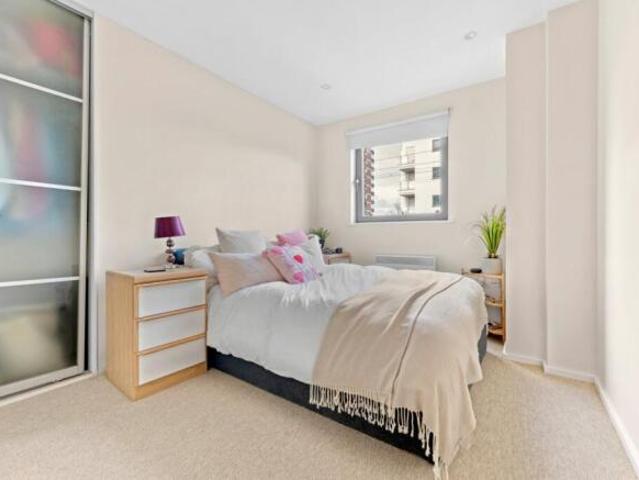 2 bedroom flat for rent in Arta House, Devonport Street, E1