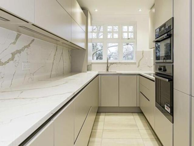 2 bedroom flat for rent in Arterberry Road, West Wimbledon, SW20