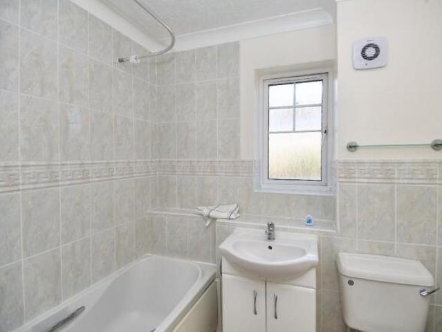 2 bedroom flat for rent in Arthurs Close, Emersons Green, Bristol, BS16 7JB, BS16