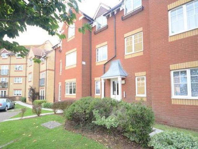 2 bedroom flat for rent in Arthurs Close Emersons Green BS16