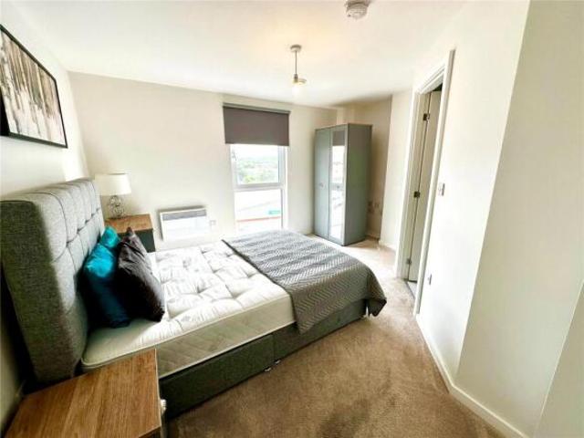 2 bedroom flat for rent in Atkinson Street, Hunslet, Leeds, West Yorkshire, UK, LS10
