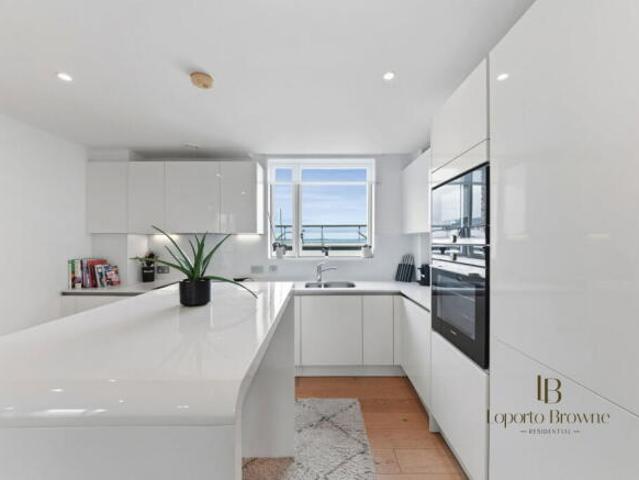 2 bedroom flat for rent in Atrium Apartments, W10